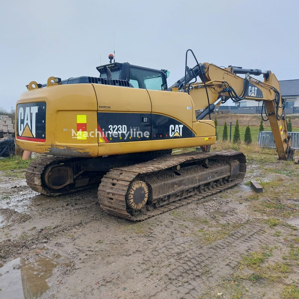 Caterpillar 323D bager guseničar