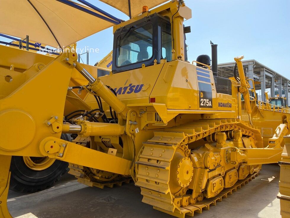 Novi Komatsu D 275A-5R buldožer