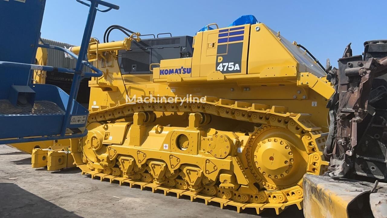 Novi Komatsu D 475 A-5EO buldožer