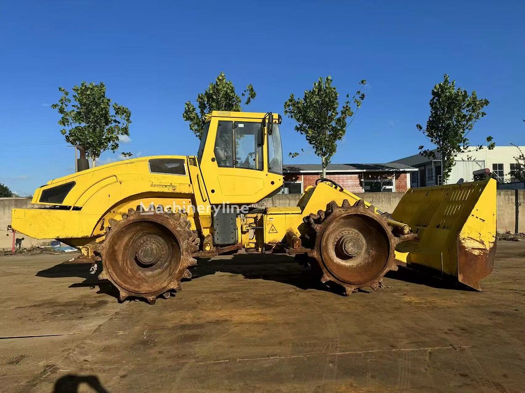 BOMAG BC 462RB kompaktor