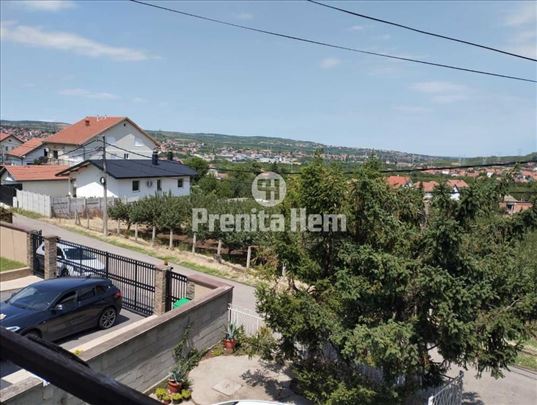 Boleč, 1100m2, stambeno-poslovni objekat, plac 930