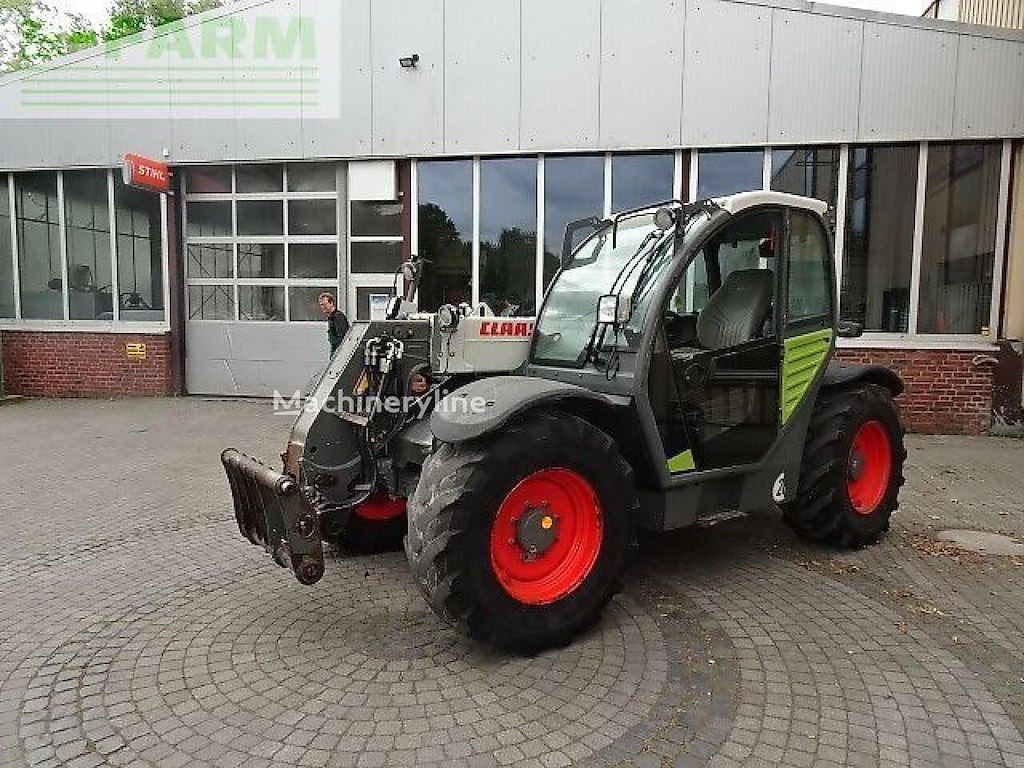 Claas 6030 teleskopski prednji utovarivač