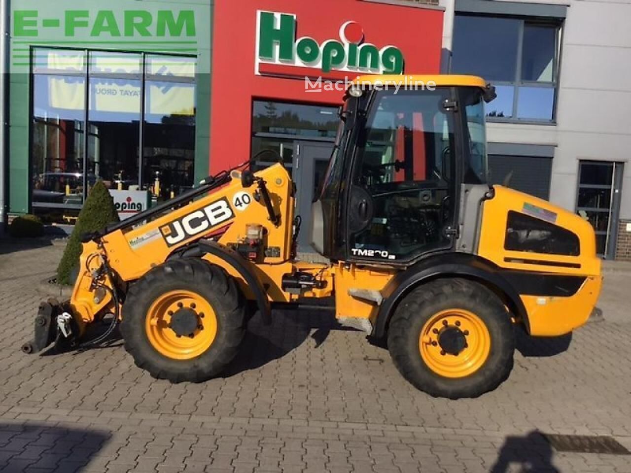 JCB tm220 teleskopski prednji utovarivač