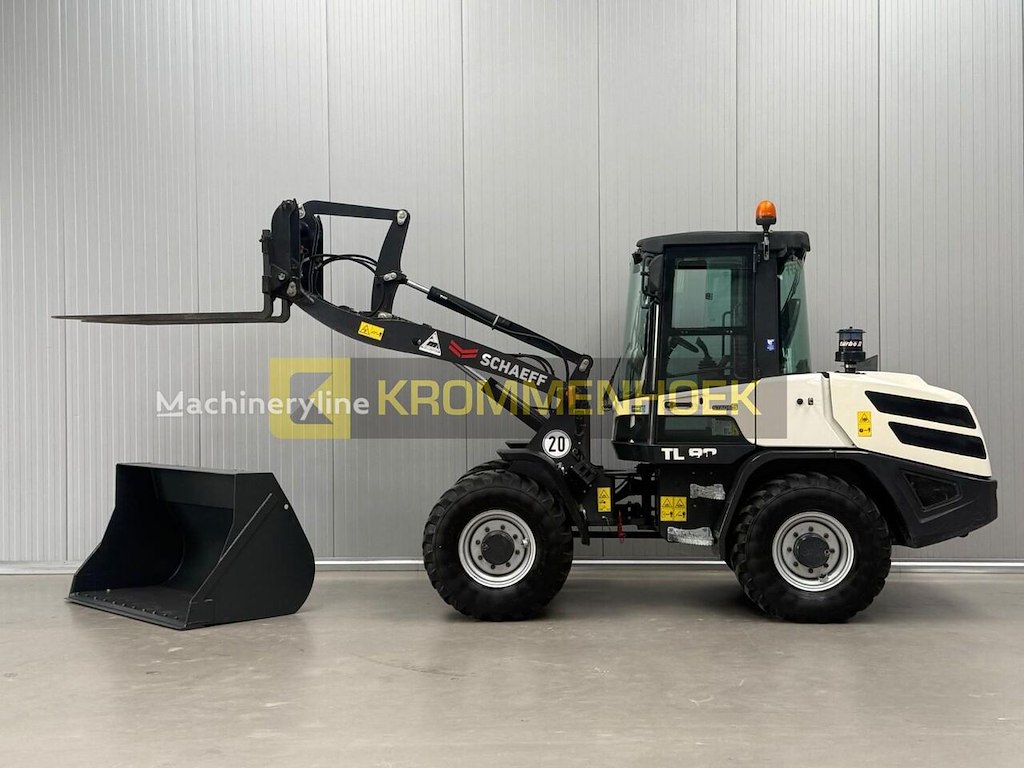 Terex TL80 prednji utovarivač