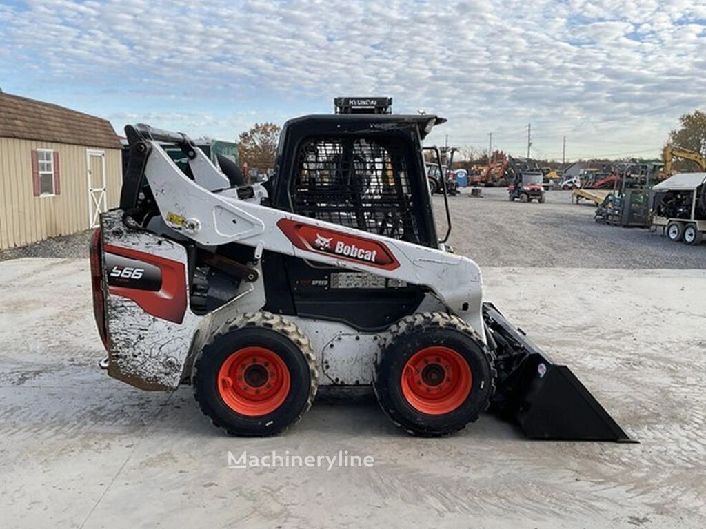 Bobcat S66 mini utovarivač
