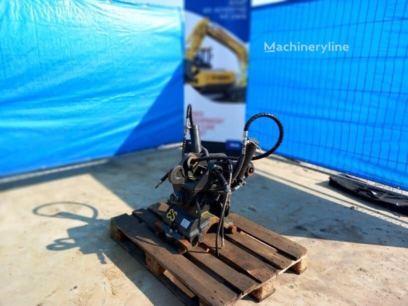 Novi Komatsu PC88MR-8 Tilt Eurosteel tiltrotator