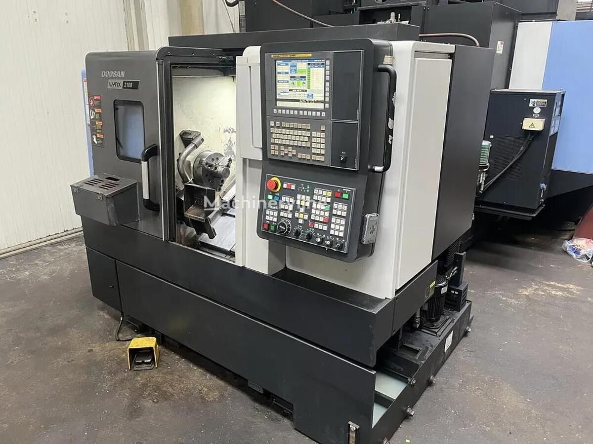 Doosan Lynx 2100B strug za metal