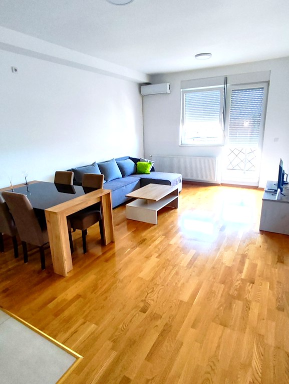 Apartman Ub Nađa