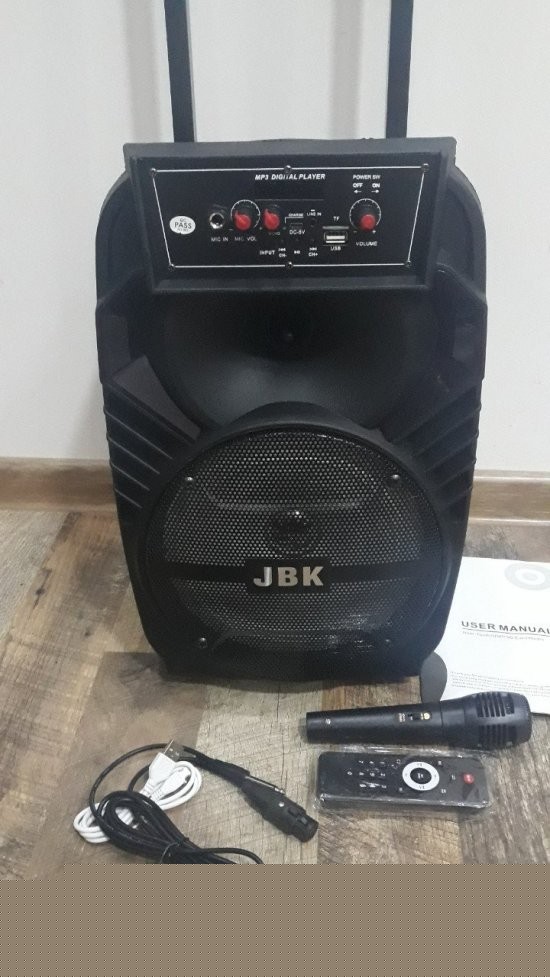 Veliki Bluetooth Karaoke Zvucnik JBK-0812 Naji na trzistu