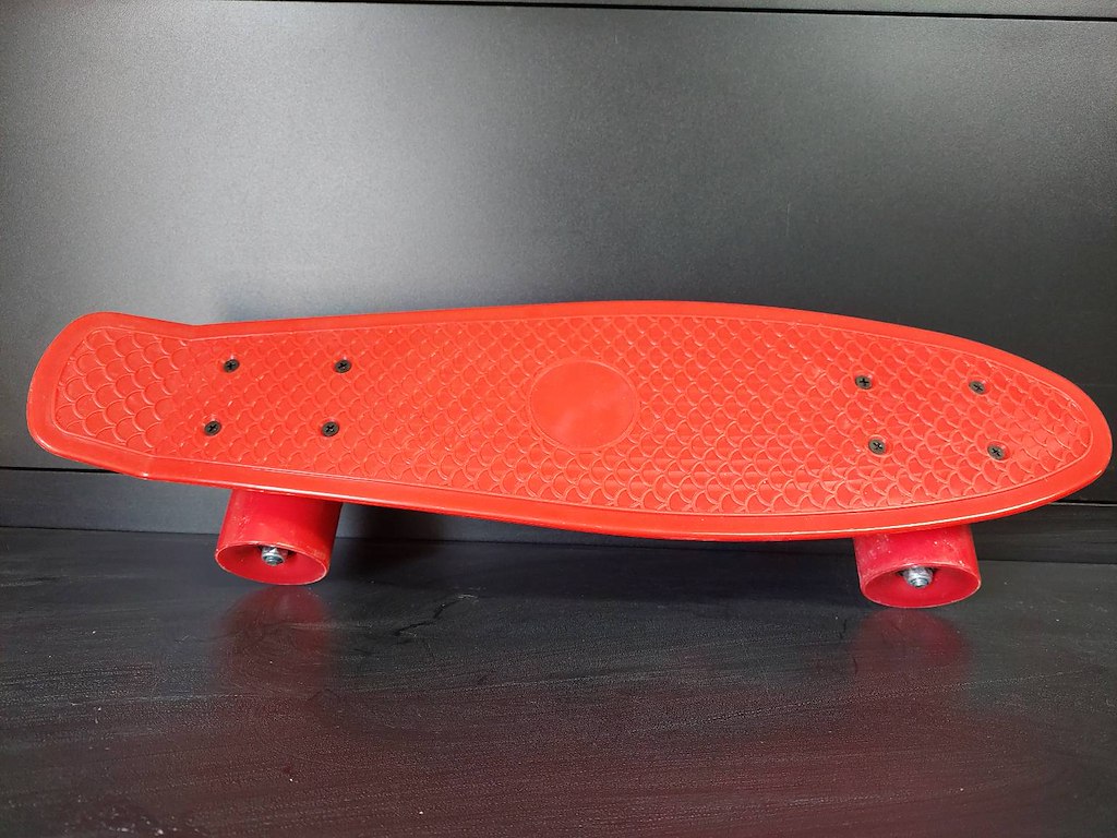 Crveni Skejtbord(pennyboard)