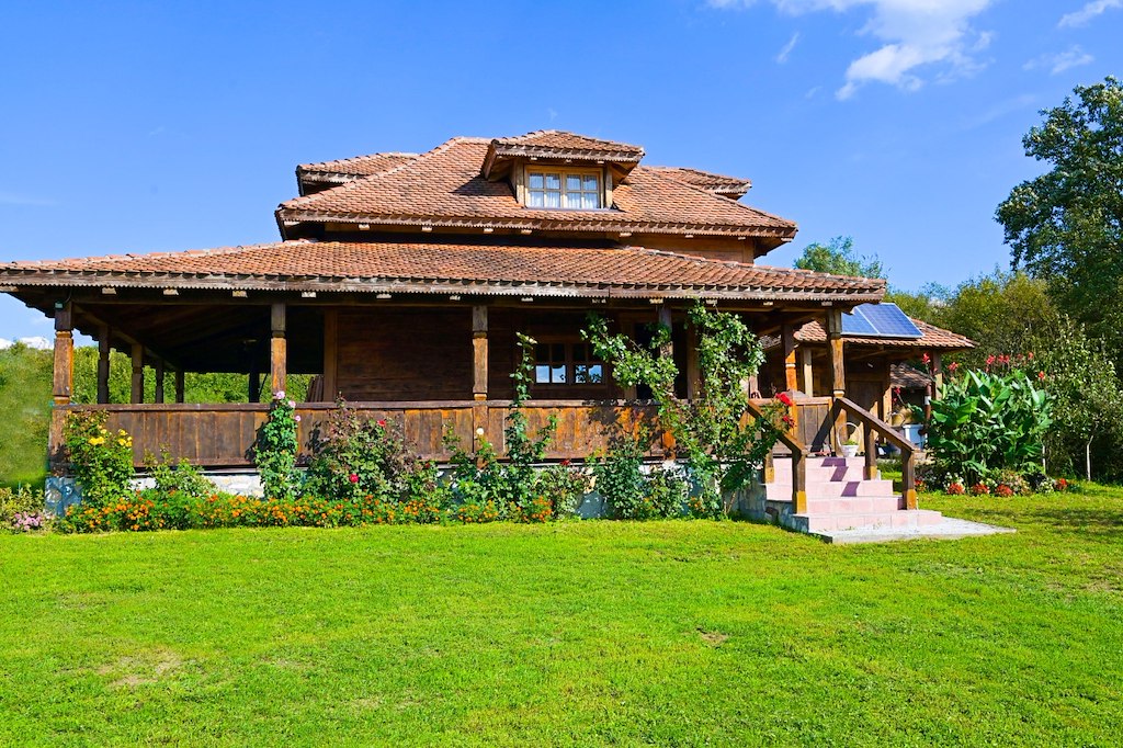 Rustic House Radovic
