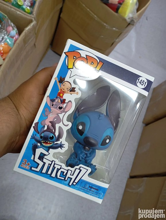 Funko pop Stitch koji sedi