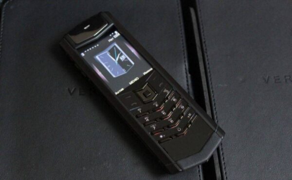 Mobilni telefon VERTU – Mobilni telefon VERTU