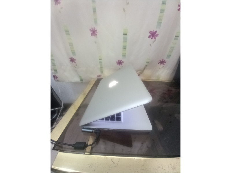 MacBook Pro 13 ,modell 1278,Mid 2010