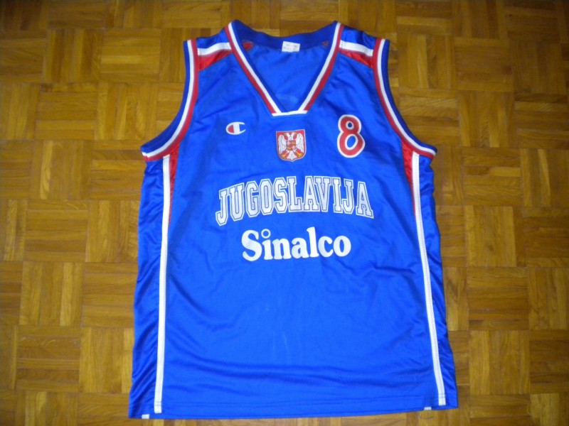 JUGOSLAVIJA #8 Champion, dres