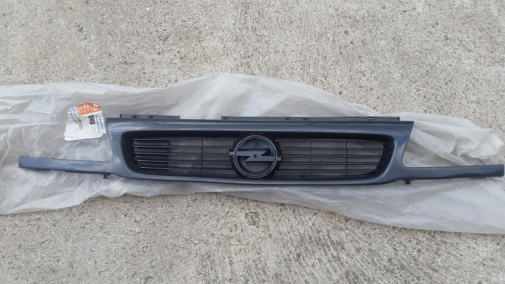 Maska OPEL Astra f 95-