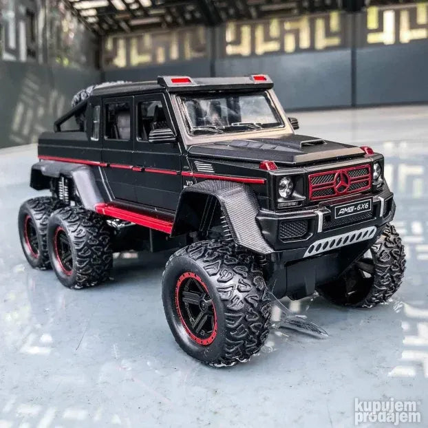 Mercedes Benz G-Class 6×6 metalni sa efektima