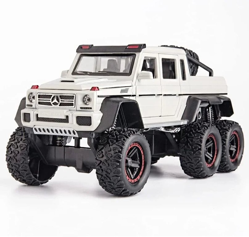 Mercedes benz G63 6×6 beli metalni auto