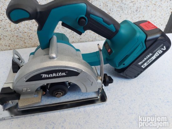 NOVO! Makita aku rucni cirkular + 2 baterije 88V + 2 diska