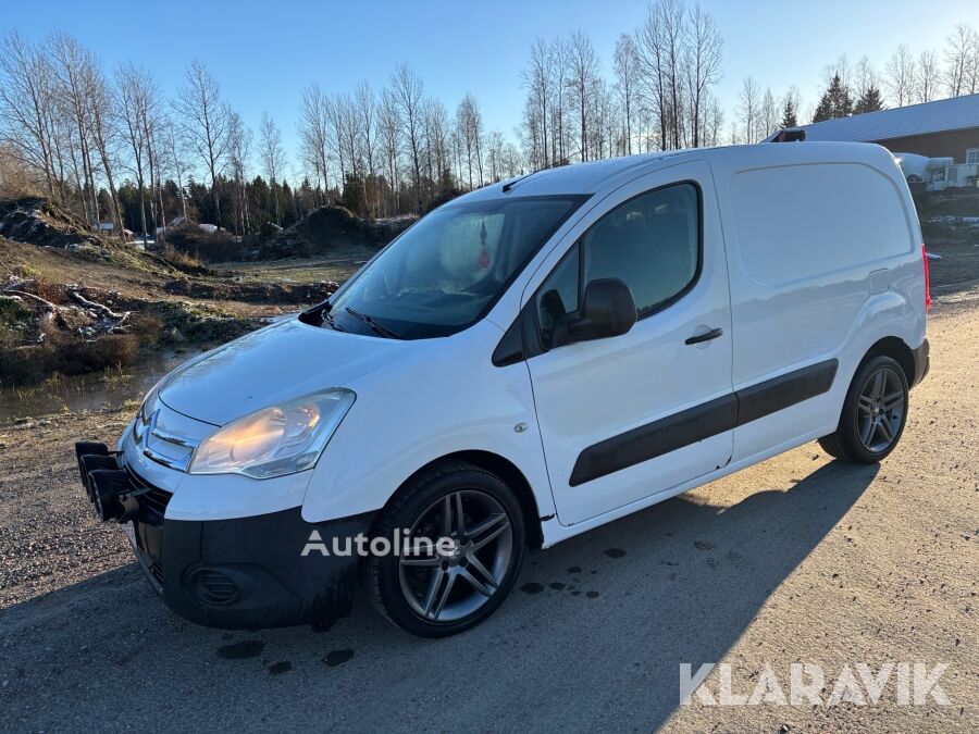 Prodaje se Citroen Berlingo 1.6 HDiF 90 hk laki furgon na aukciji