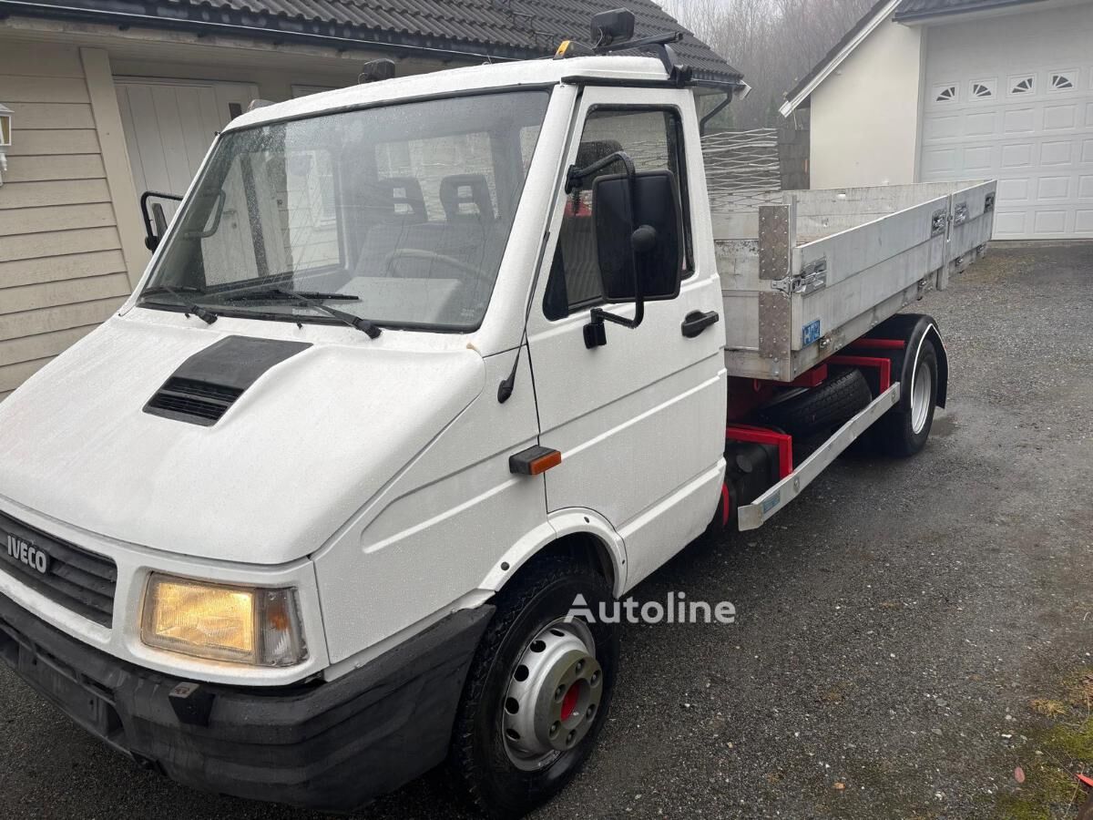 Prodaje se IVECO Daily kiper na aukciji