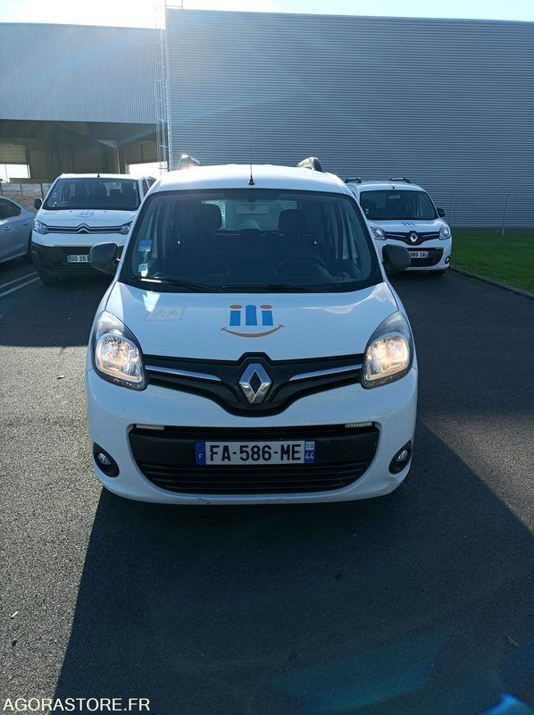 Prodaje se Renault KANGOO laki furgon na aukciji