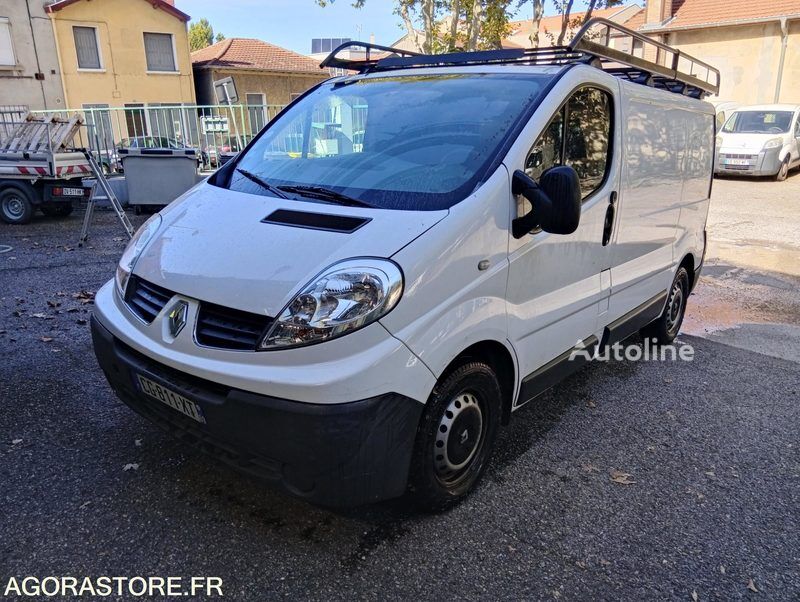 Prodaje se Renault TRAFIC minibus furgon na aukciji