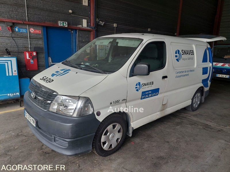 Prodaje se Toyota HI-ACE minibus furgon na aukciji
