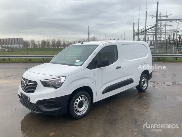 Prodaje se Opel Combo minibus furgon na aukciji