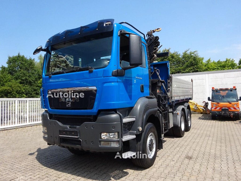 MAN TGS 28.400 - 3 way tipper+crane kiper