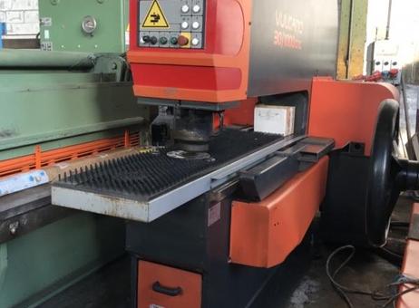 Mašina za udaranje FIM vulcano 30 ton x 1000mm cnc Verified seller