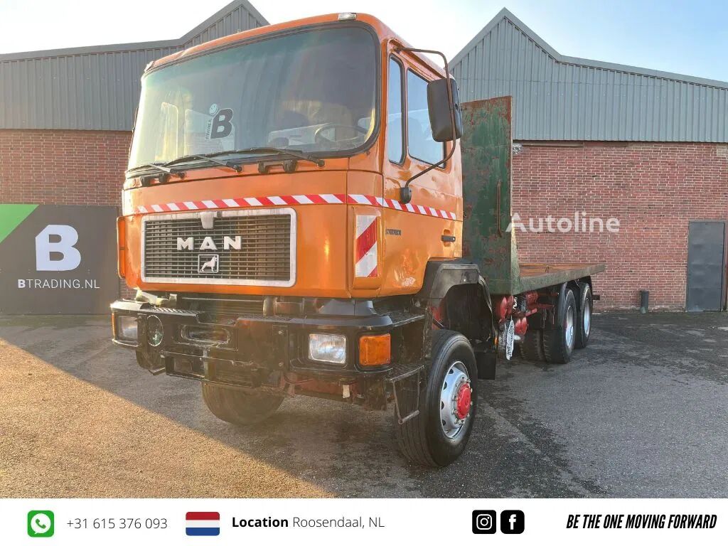 MAN 26.422 - 6x6 - Big Axles - Hub reduction - 6 cilinder - 40.064 kamion s ravnom platformom