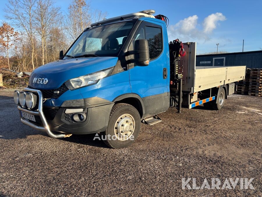 Prodaje se IVECO Daily 70-170 kamion s ravnom platformom na aukciji