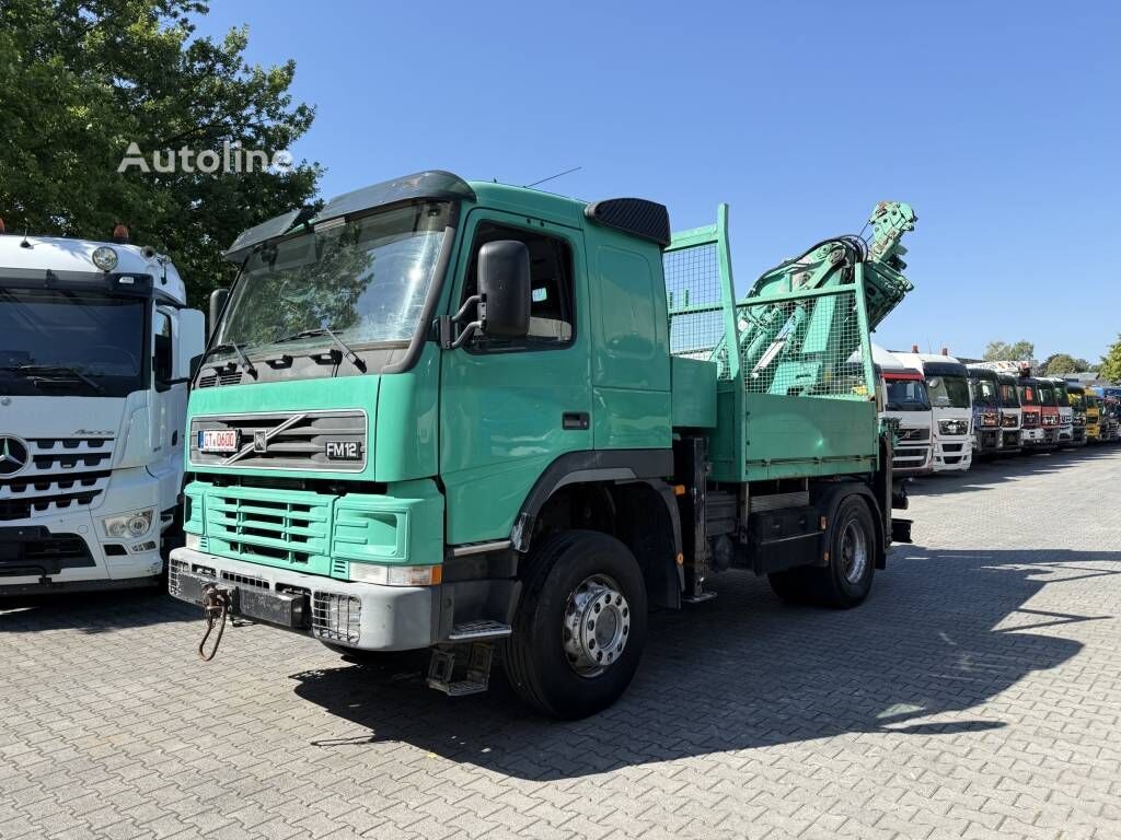Volvo FM12 420 kamion s ravnom platformom