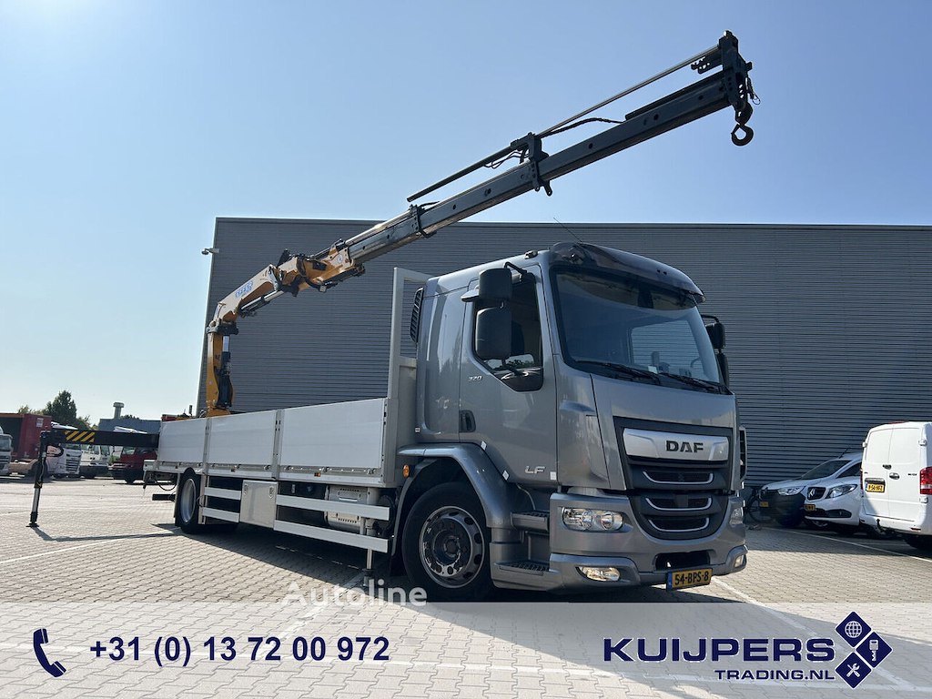 DAF LF 320 FA / Effer 175.2/c3s Crane / 363 dkm kamion s ravnom platformom