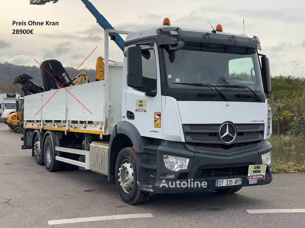 Mercedes-Benz Antos 2540 kamion s ravnom platformom
