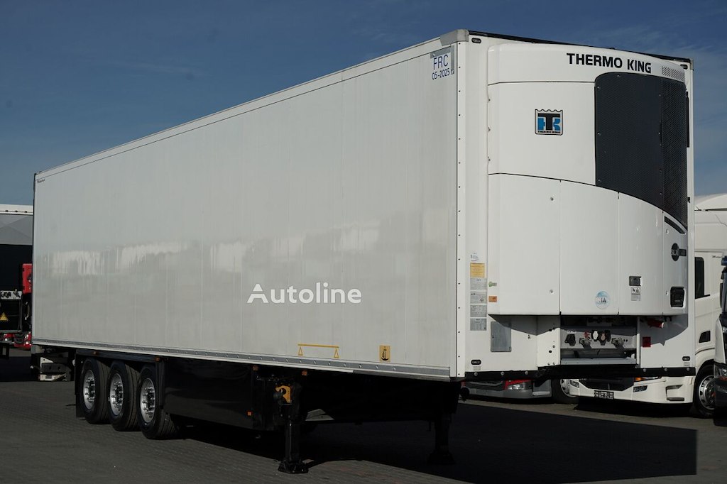 Schmitz Cargobull CHŁODNIA / THERMO KING SLX 400 / HAKÓWKA / OŚ PODNOSZONA / KOSZ poluprikolica hladnjača