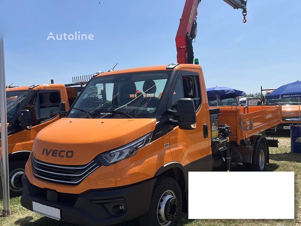 Novi IVECO Daily 70C18H - Flatbed+crane kamion s ravnom platformom