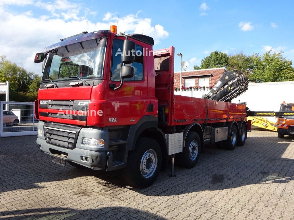 DAF CF 85.410 - Flatbed + crane kamion s ravnom platformom