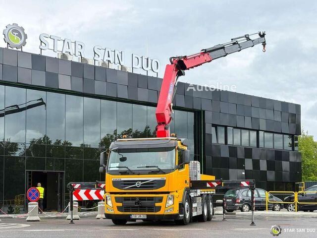Volvo FM 460 6x4x4 HMF 3220 Crane HDS kamion s ravnom platformom