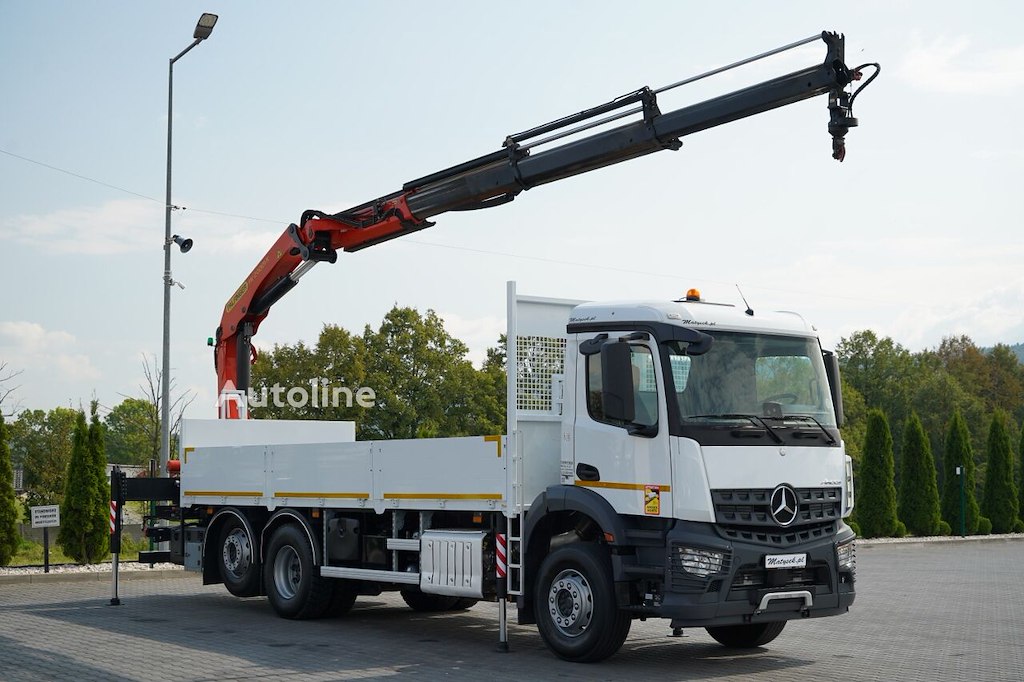 Mercedes-Benz AROCS 2643 kamion s ravnom platformom