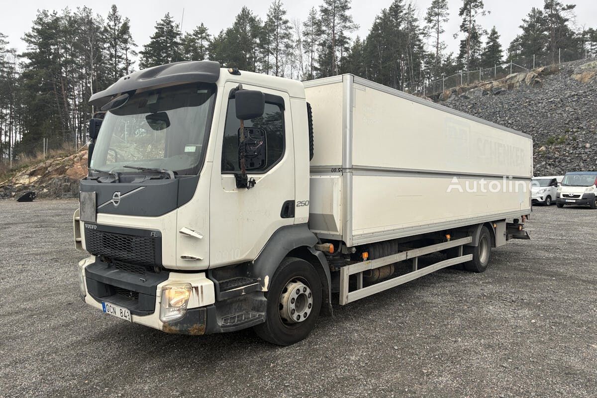 Prodaje se Volvo FL250 kamion furgon na aukciji
