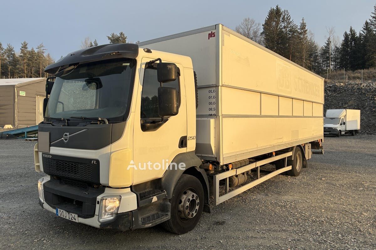 Prodaje se Volvo FL250 kamion furgon na aukciji