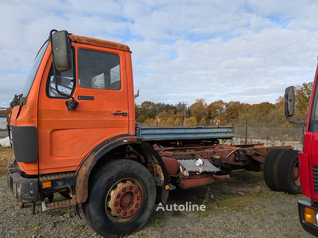 Mercedes-Benz 1622 (1922, 1722) kamion šasija