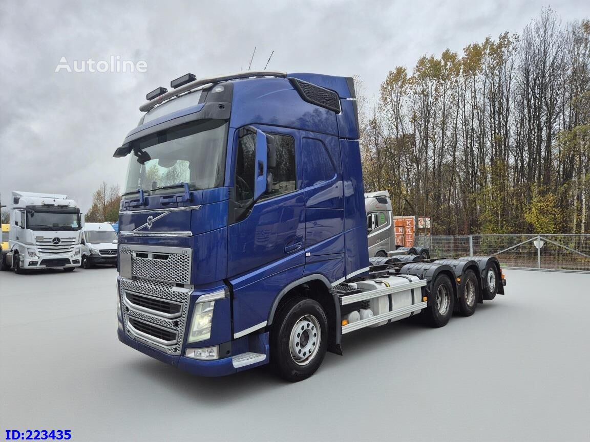 Volvo FH13 540HP 8x4 (steering axle) kamion šasija