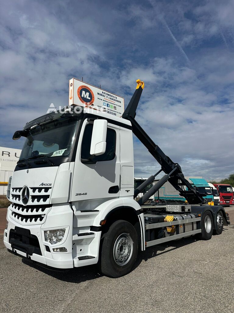 Mercedes-Benz Arocs 26450 kamion rol kiper