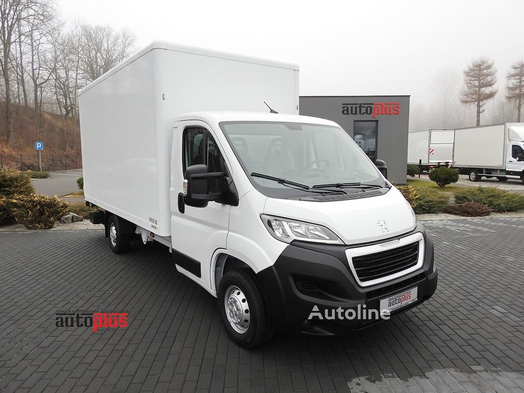 Peugeot BOXER KONTENER WINDA 8 PALET TEMPOMAT KLIMATYZACJA 140KM [ V050 kamion furgon < 3.5t