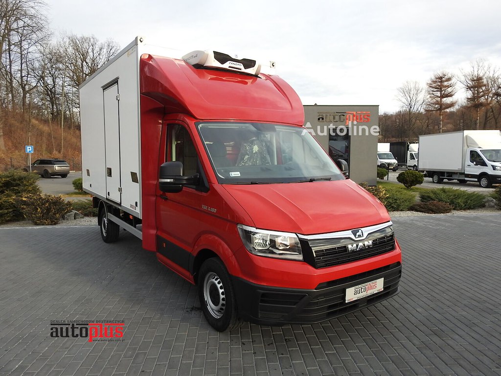 Volkswagen CRAFTER REFRIGERATOR -5*C 8 PALETS kamion hladnjača < 3.5t