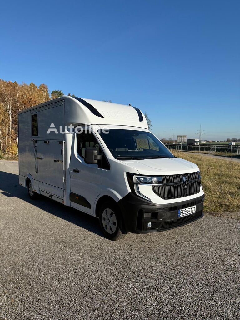 Novi Renault Master vozilo za prevoz konja