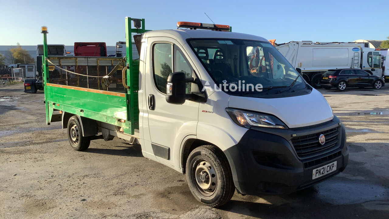 Prodaje se Fiat Ducato Maxi 35 2.3 MULTIJET kamion s ravnom platformom < 3.5t na aukciji